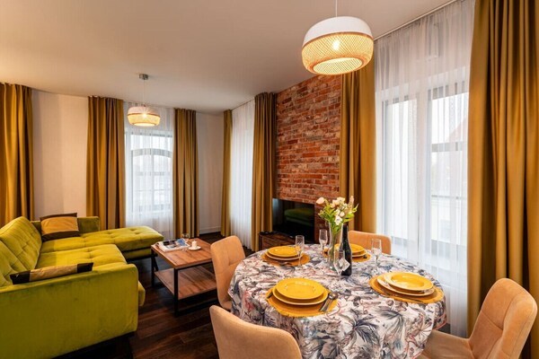 Wyspa Słodowa Apt - Top Location, Tram&park Nearby - By Rentujemy - Breslau