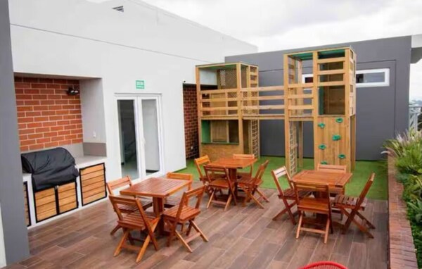 Amplio Y Bonito Apartamento Para 8\/ Zona 7 - San Pedro Sacatepéquez