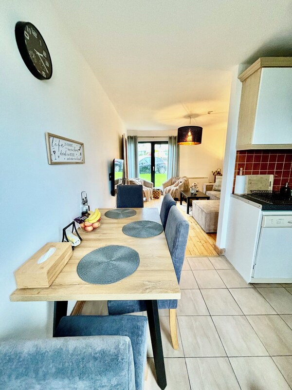 Irish Sea Whispers Villa - My Charming Costal Retreat In The Heart Of Youghal - Youghal