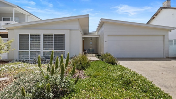 Jetty Road Holidays - 33 Jetty Road - Normanville