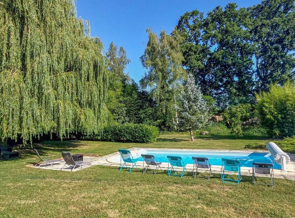 La Villa Du Lac - Mesnil Saint Pere - Mesnil-Saint-Père