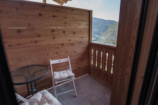 Zimmer 'Oberhemberger Hof Dreier' Mit Bergblick, Gemeinschaftsterrasse Und Wi-fi - Feldthurns