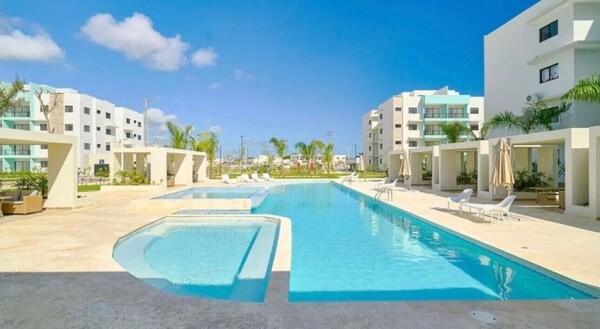 2-bedroom Building In Fabulous Punta Cana With Outdoor Fitness, Pools And Wifi - Punta Cana