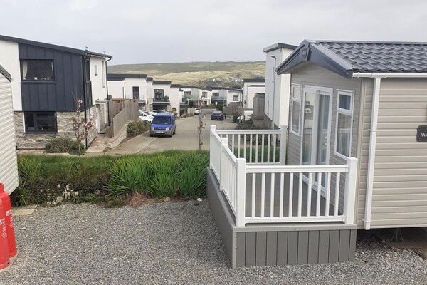 Perranporthcaravan/2bedroom/tv/gasfire - Holywell