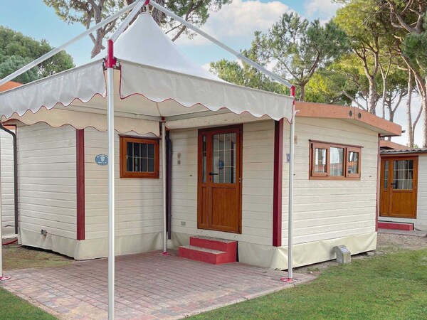 Cosy Apartment In Villa For 4 Guests With Wifi, A/c, Pool, Tv, Terrace And Parking - Portobello