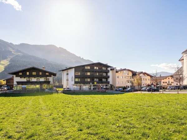 Cosy Apartment 600m From The Ski Lift - Brixen im Thale