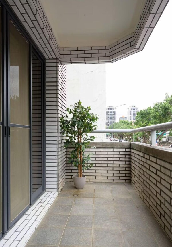 H&k 4/2 Sheraton Ntu Hospital/shandao Double Line - Da’an District