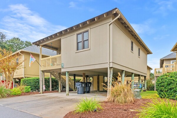 Cozy Coastal Retreat: Guest Cottage 22g In Myrtle Beach's Shore Drive Area - Myrtle Beach