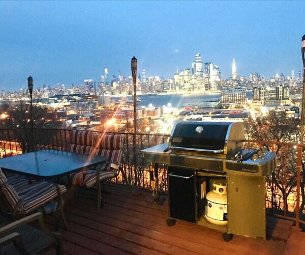 Mega Trade Stunning View - Apt 3-4 Combination - Weehawken, NJ