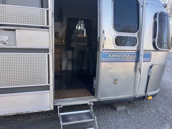 The Vintage Vue Airstream - Beaver Lake, AR