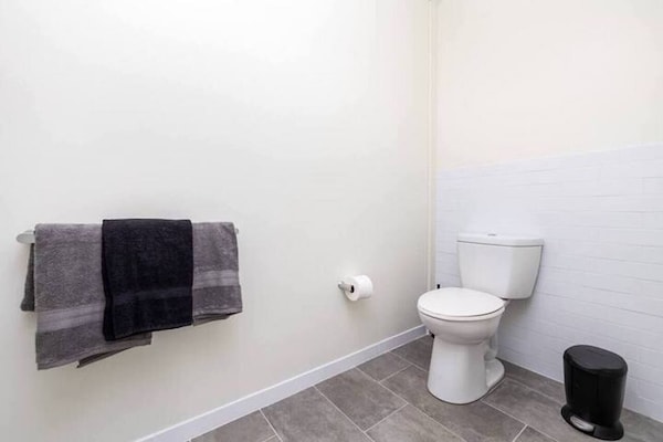 Totally Private Cozy Studio In Awesome Hartford With Wifi, Ac - Connecticut