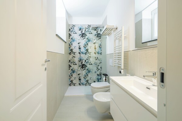 Suite In The Center With Balcony And Terrace - Vico Equense