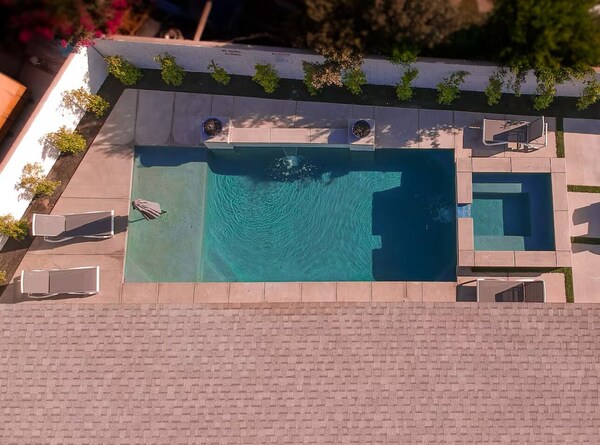 Spacious 4-bedroom House With Pool & Spa! Large, Perfect For Large Families - Indio