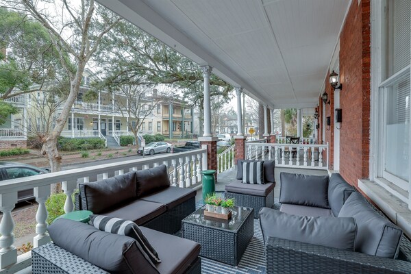 Luxury/historic/ Downtown/bike Or Walk To Forsyth Park/pet Friendly - Savannah