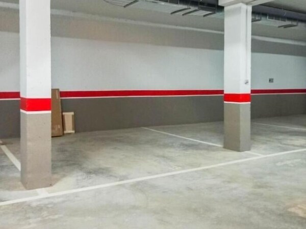 Expoholidays Plaza Vieja Parking - Almería