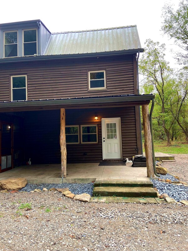 Restored 100-year-old Barn House In Private Forest. Perfect For Gatherings. - Ohio