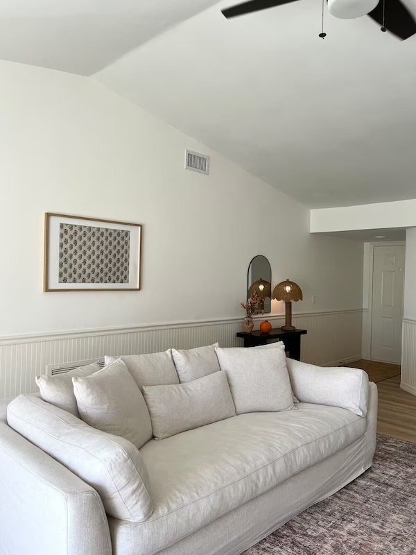 Beach Town Modern Cottage - Manasota Key, FL