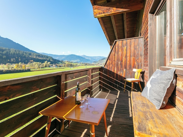 Central Holiday Apartment With Ski Access - Brixen im Thale