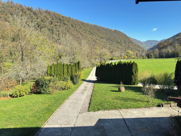 Hisa Pelance, 5 Bedroom House On Top Location - Tolmin