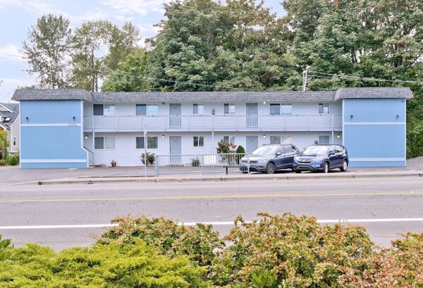 2b1b Renton Cascade Apt 103 - Federal Way, WA