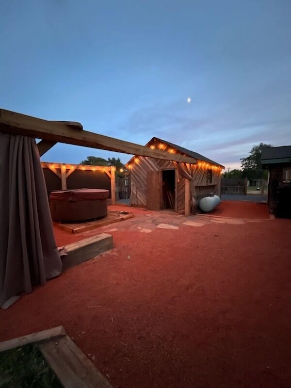 Rustic Soul Retreat I Private Hot Tub I Central Location - Kanab, UT