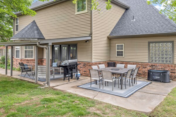 Ride In And Out Access To The Coler Trails, 5 Minutes From Downtown Bentonville! - Rogers, AR