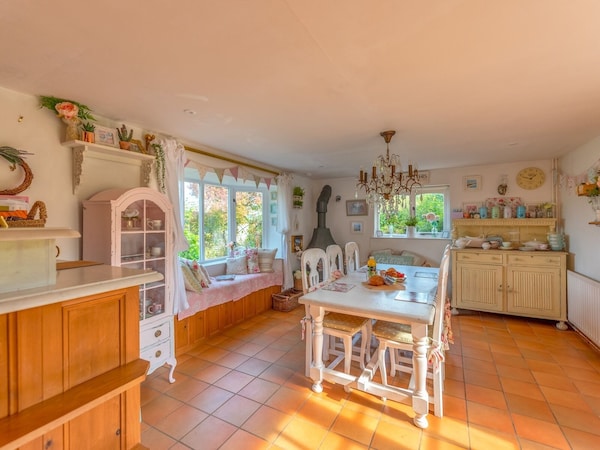 Charming 17th Cent Secluded Country Cottage+garden Pass The Keys - Shropshire