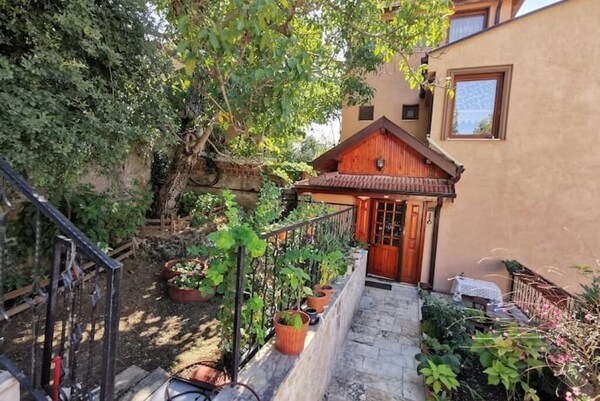 Villainn 5+2 Odalı Doğanın Içinde Villa\n\n - Bursa