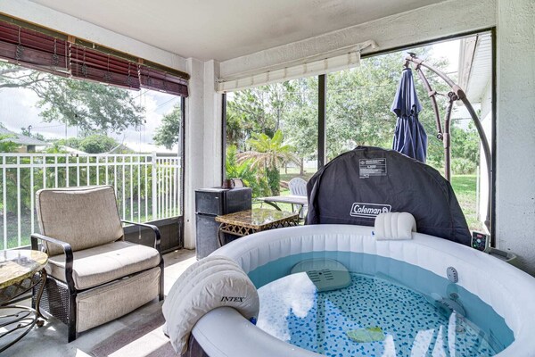 Pet Friendly L Hottub L Beach 8 Mi L Sebastian 7mi L Bass Fishing \Nboating Swim - Vero Beach, FL