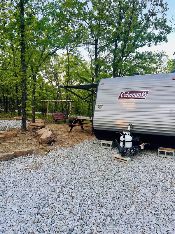 Moose Camping Cottage At Coble Highland Ranch - Oklahoma