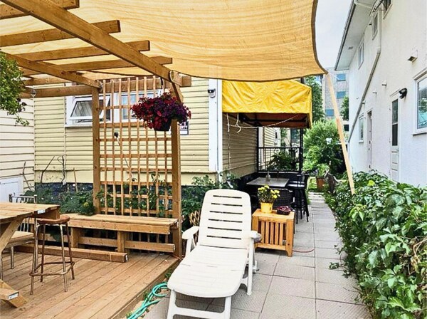 Maryland Homestay - Downtown Apartment - Manitoba