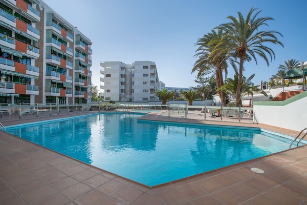 Ferienwohnung 'Apartamento Yumbo Dunas' Mit Gemeinschaftspool, Privater Terrasse Und Wi-fi - Playa del Inglés