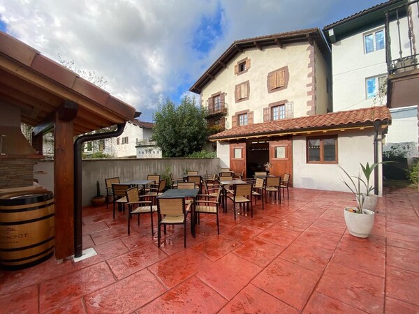 Villa 'Perla Etxea' Mit Bergblick, Privater Terrasse Und Wi-fi - Baskenland
