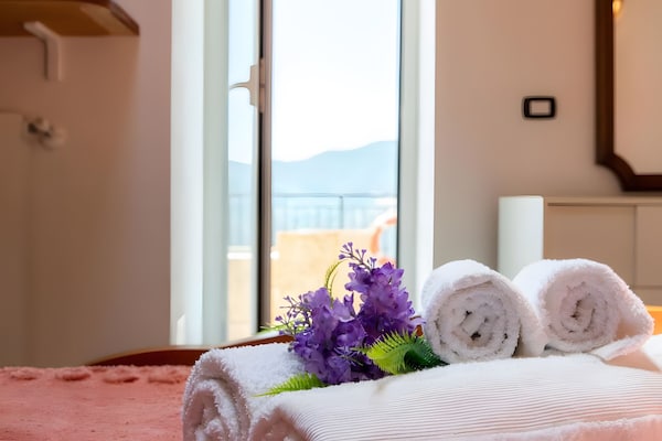 Ferienhaus 'La Casa Del Conte' Mit Meerblick, Privater Terrasse Und Wi-fi - Chiavari
