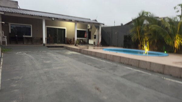 House With Pool, Air Conditioning Located In A Quiet Resort, 60m From The Sea - Matinhos