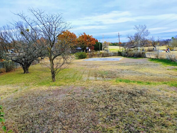 A Spacious Country Home Right In The Heart Of The \Ncity \N - Lawton, OK