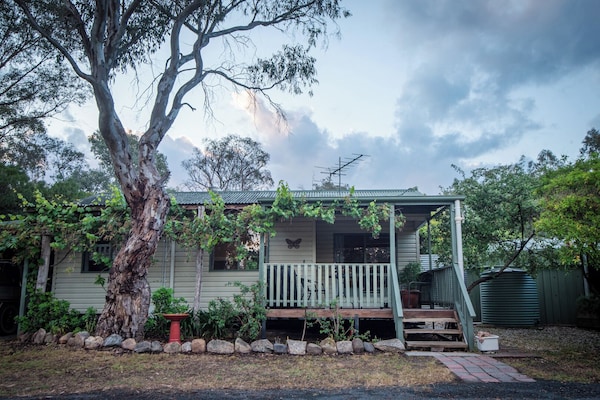 Woongarra Cottage - Tranquil Off-grid Nature Escape In A Bush Setting - Beechworth