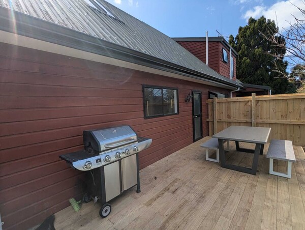 Cosy Unit By Golf Course In Tauranga - Tauranga
