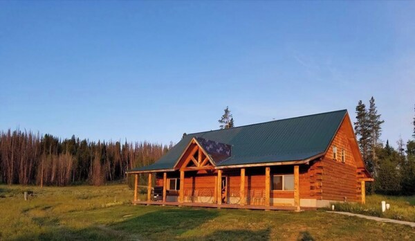 New For Vrbo!  End Of The Road Privacy That Borders National Forest. - Wyoming