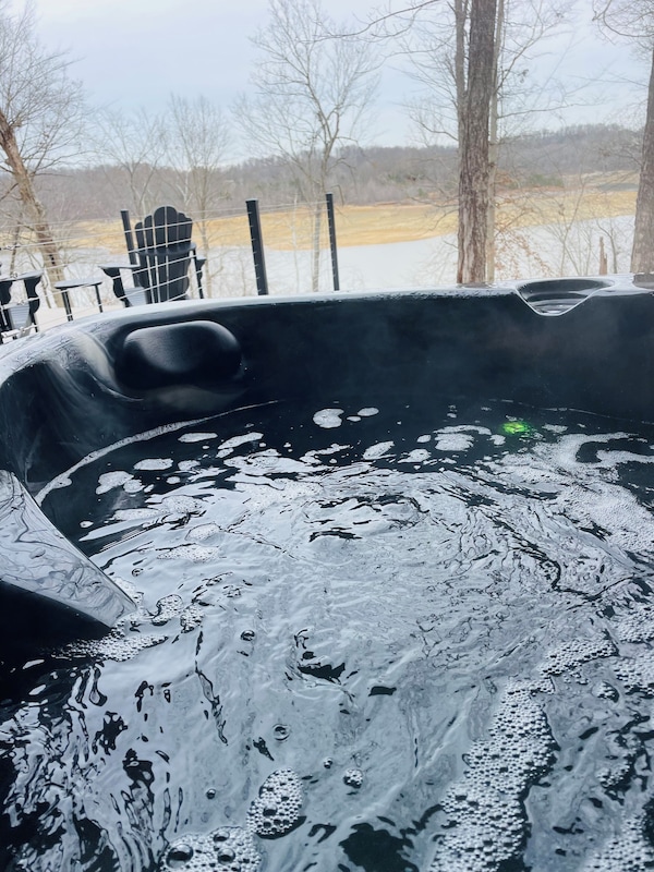 Secluded Lakeside Retreat With Lake View And Hot Tub. Close To Mammoth Cave. - Nolin Lake State Park