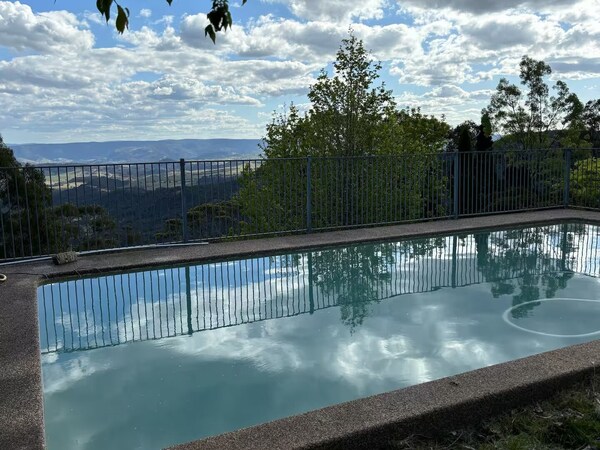Climbase - Entire Guest Suite In Mount Victoria, Australia - Blue Mountains