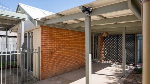 Foxton - 3 Bedroom Home - Tamworth