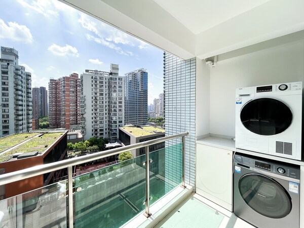 Eastern Hub - Near The Bund Simply Luxurious 3br Apt With Nice View - Shanghai