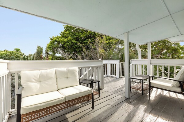 Cornish Suite @ Inn On Fleming ~ Adults Only 3rd Floor 2 Br W/shared Pool! - Key West, FL