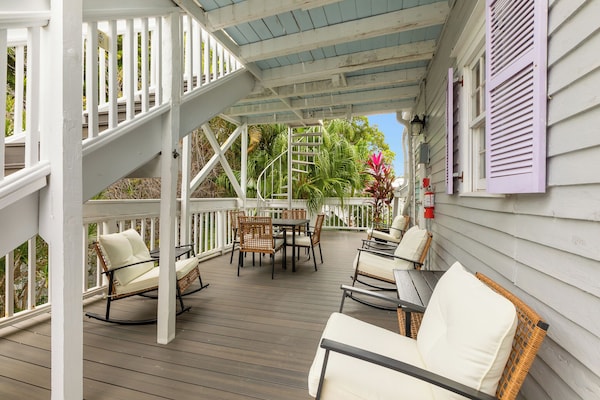 Whitehead Room @ Inn On Fleming ~ Adults Only 2nd Floor Queen & Shared Pool - Key West, FL