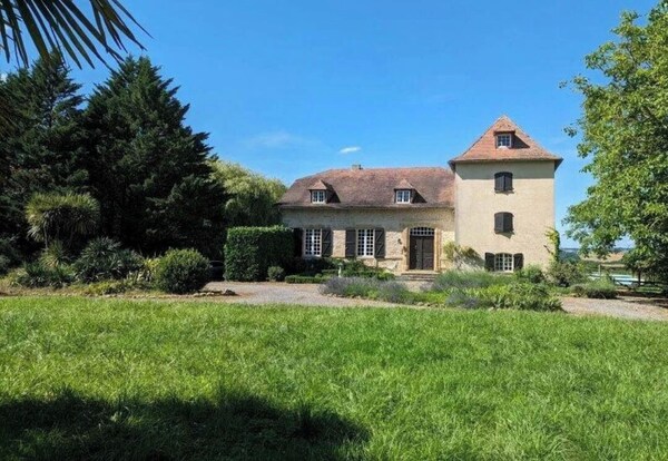 Luxurious French Retreat Near Marciac: Perfect For Festivals & Relaxation - Marciac