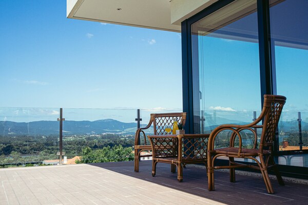 Villa Amores Riverview - Scenic Getaway | Uchill - Vila Nova de Cerveira
