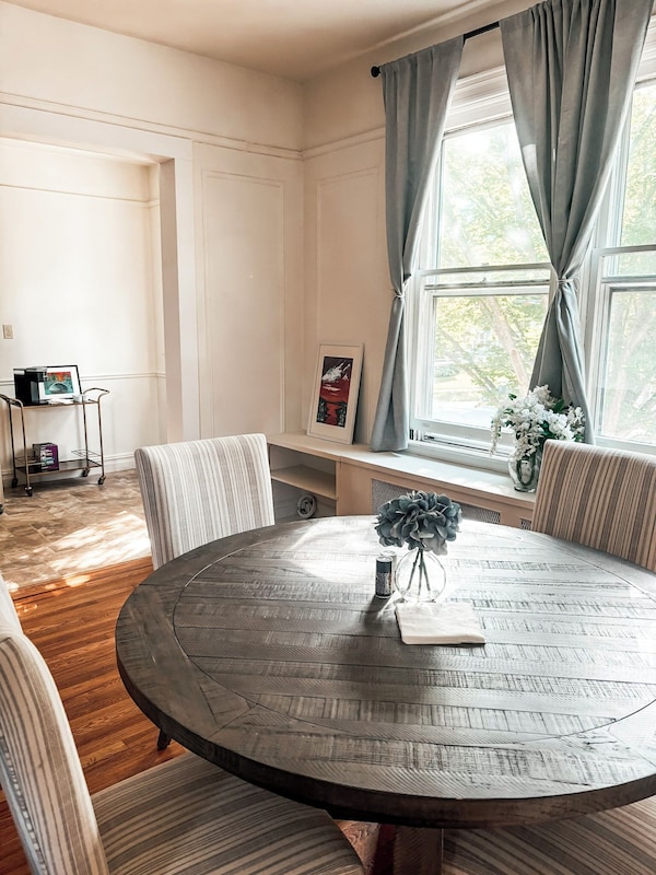 3br Home In Downtown Saratoga - Walkable Location - Close To Racetrack - Saratoga Springs, NY