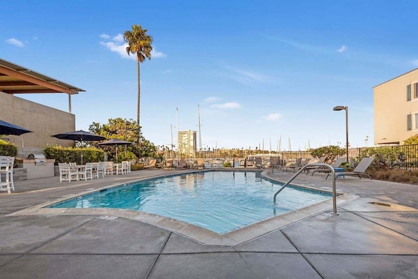 Oceanside Harbor Getaway | Steps To Sand, Shops & Restaurants - Oceanside, CA