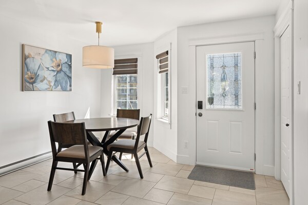 Lovely House In Moncton - Moncton